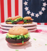 Mini Cheeseburger Cookies - The Honeycomb Home