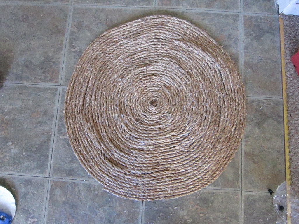 DIY Sisal Rug - The Honeycomb Home