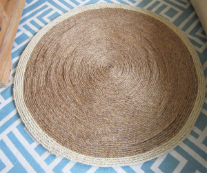 DIY Sisal Rug - The Honeycomb Home