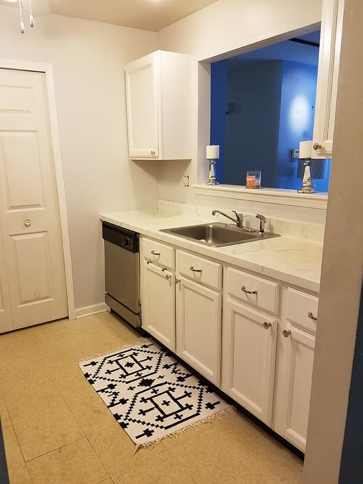 How To Paint Kitchen Countertops! - The Honeycomb Home