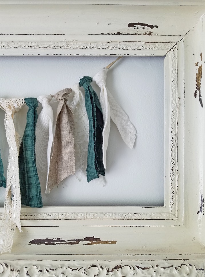 How To Make A DIY Rag Garland In 3 Easy Steps - The Honeycomb Home