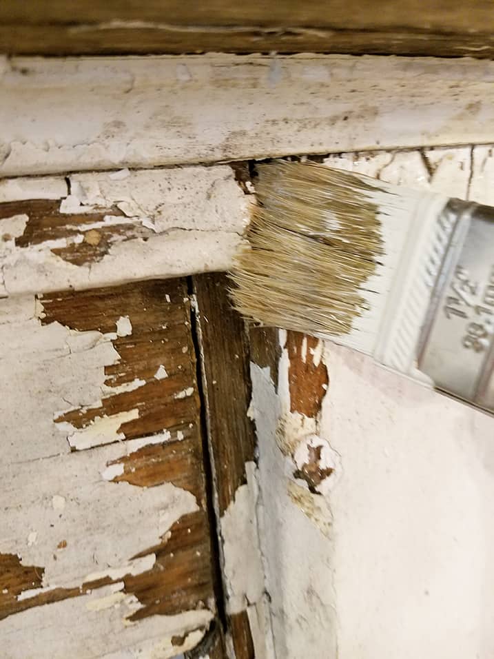 How To Seal Chipping Paint - Fixer Upper Style - The Honeycomb Home