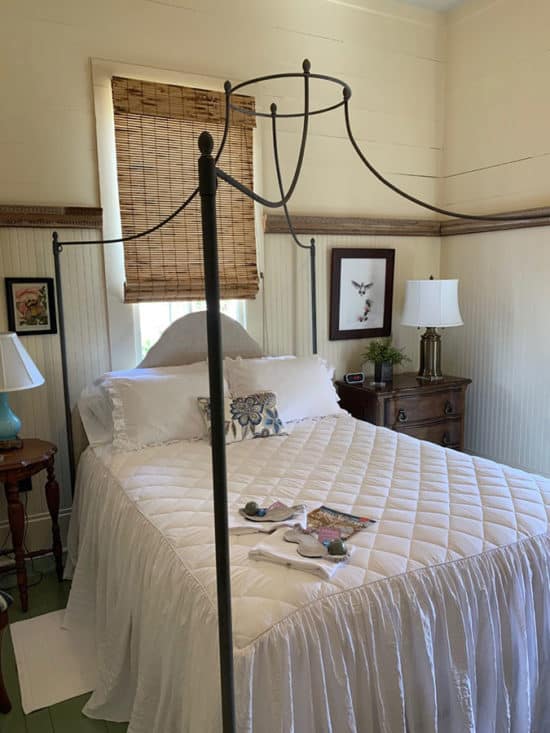 Texas Farmhouse Tour - The Honeycomb Home