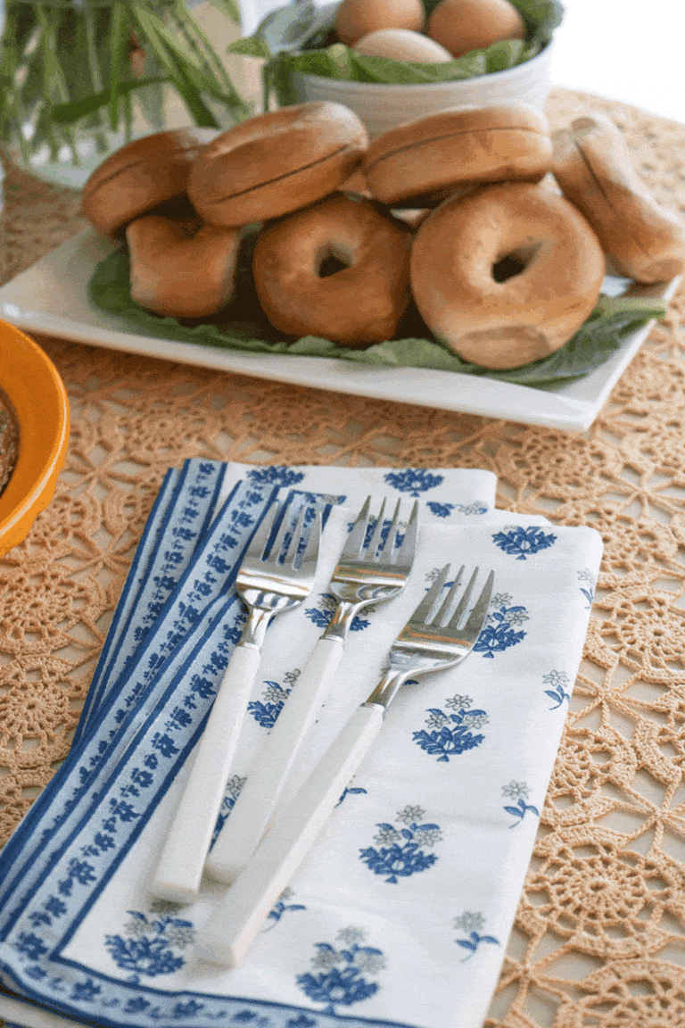 Easy Hash Brown Quiche Recipe (Perfect For Brunch) - The Honeycomb Home