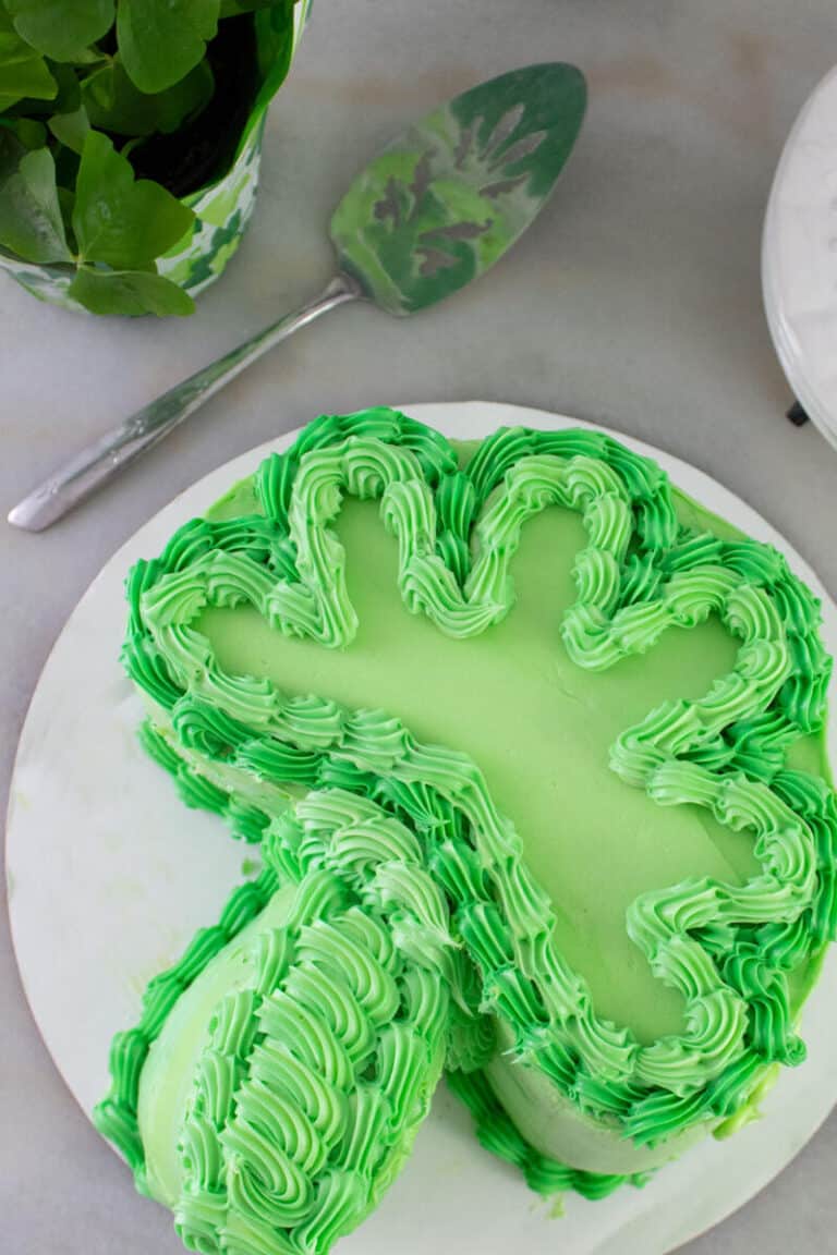 Shamrock Cake With Rainbow Inside - The Honeycomb Home