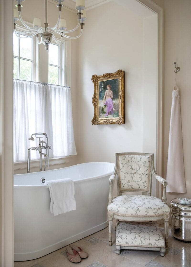 Pretty Cottage Bathroom Ideas For Timeless Style - The Honeycomb Home