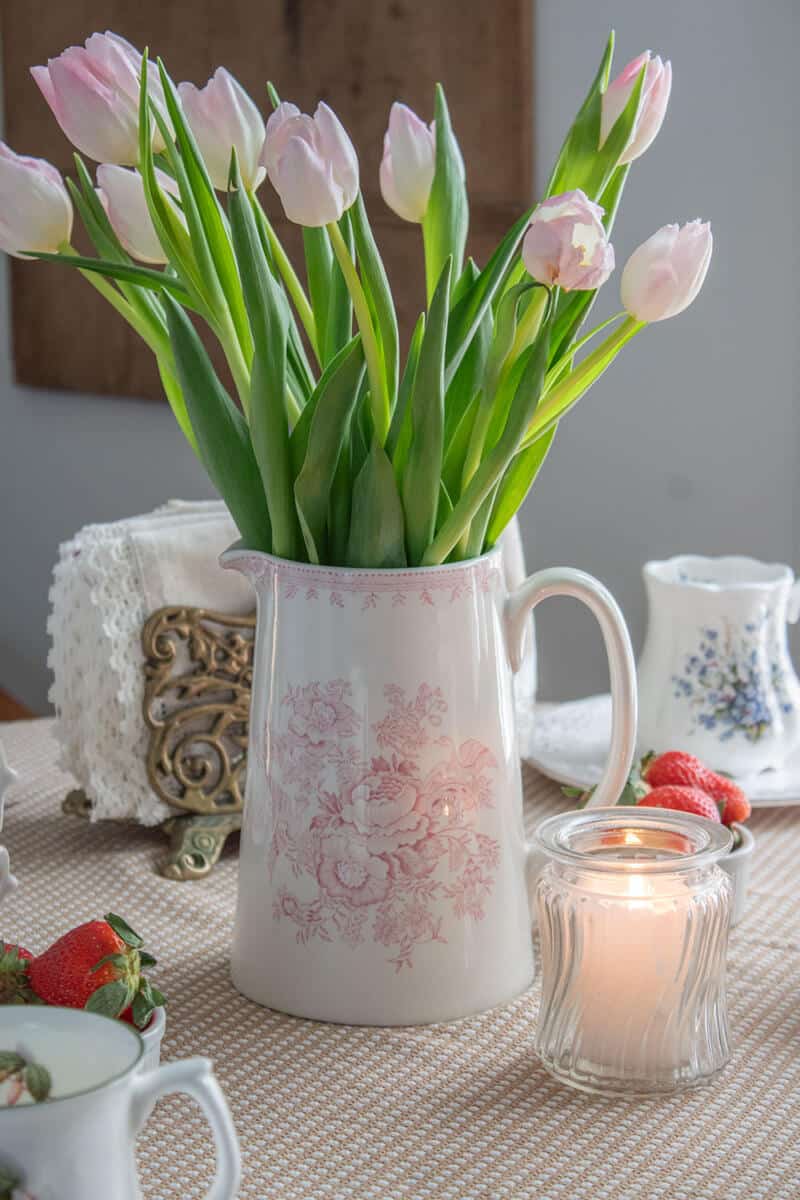 Spring Kitchen Table Decor - The Honeycomb Home