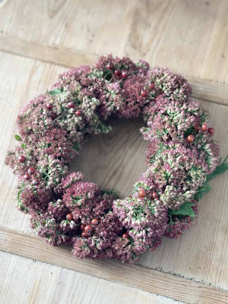 DIY Fall Wreath - Easy - The Honeycomb Home