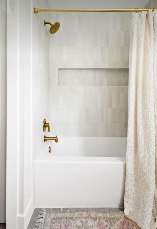 Bathtub Shower Combo Tile Ideas - The Honeycomb Home