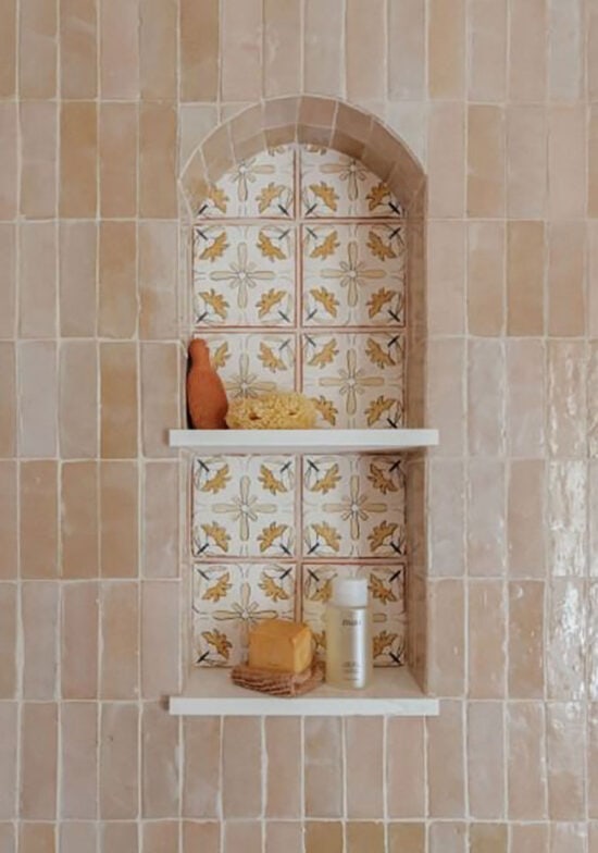 Bathtub Shower Combo Tile Ideas - The Honeycomb Home